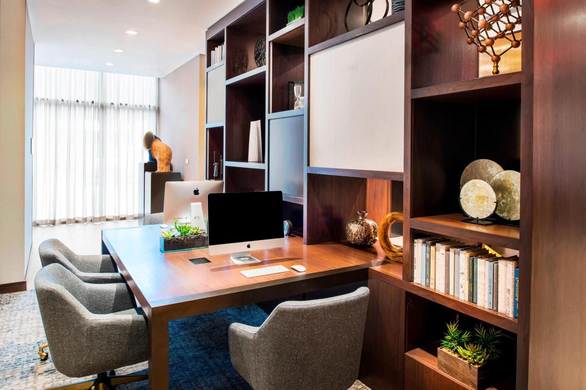 AC Hotel by Marriott Boston - Hotel in Downtown Boston, MA