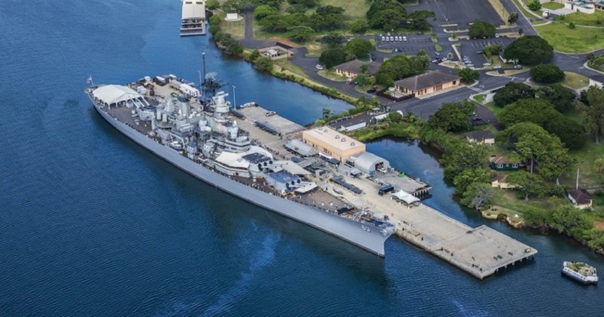 Complete Pearl Harbor Heroes Tour - Honolulu, HI