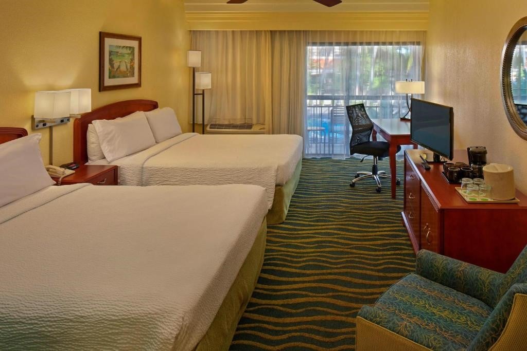 Courtyard Key West Waterfront - Key West FL Hotel