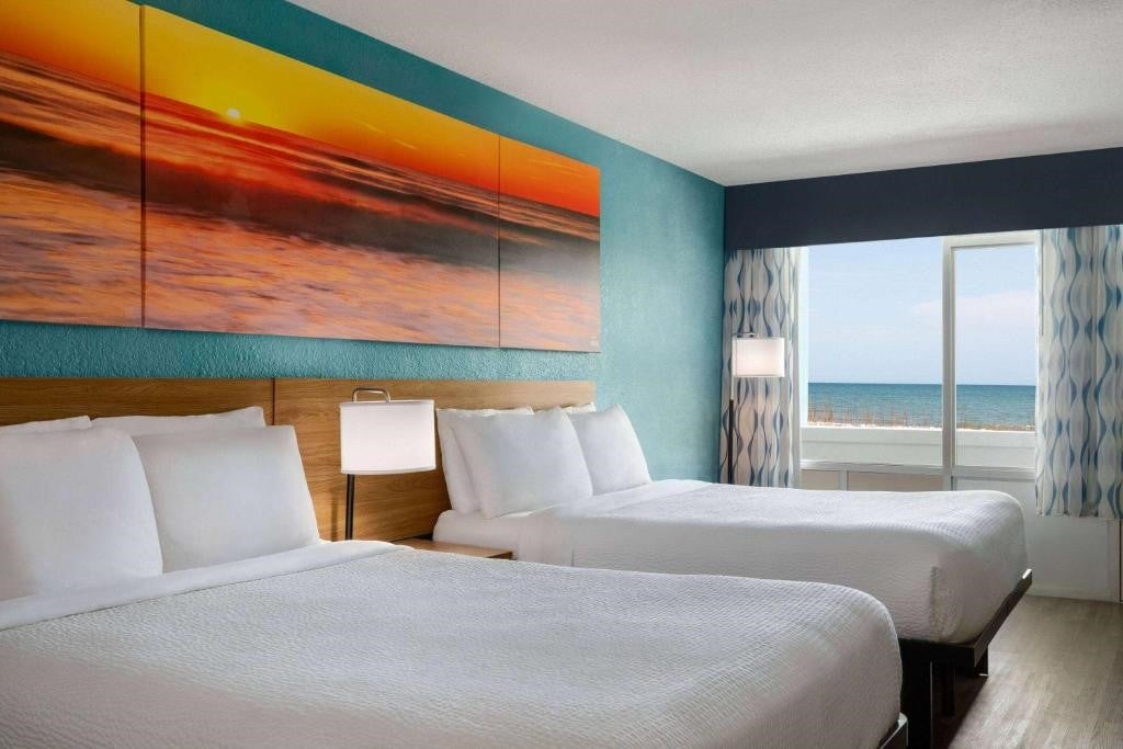 Days Inn Myrtle Beach Beachfront
