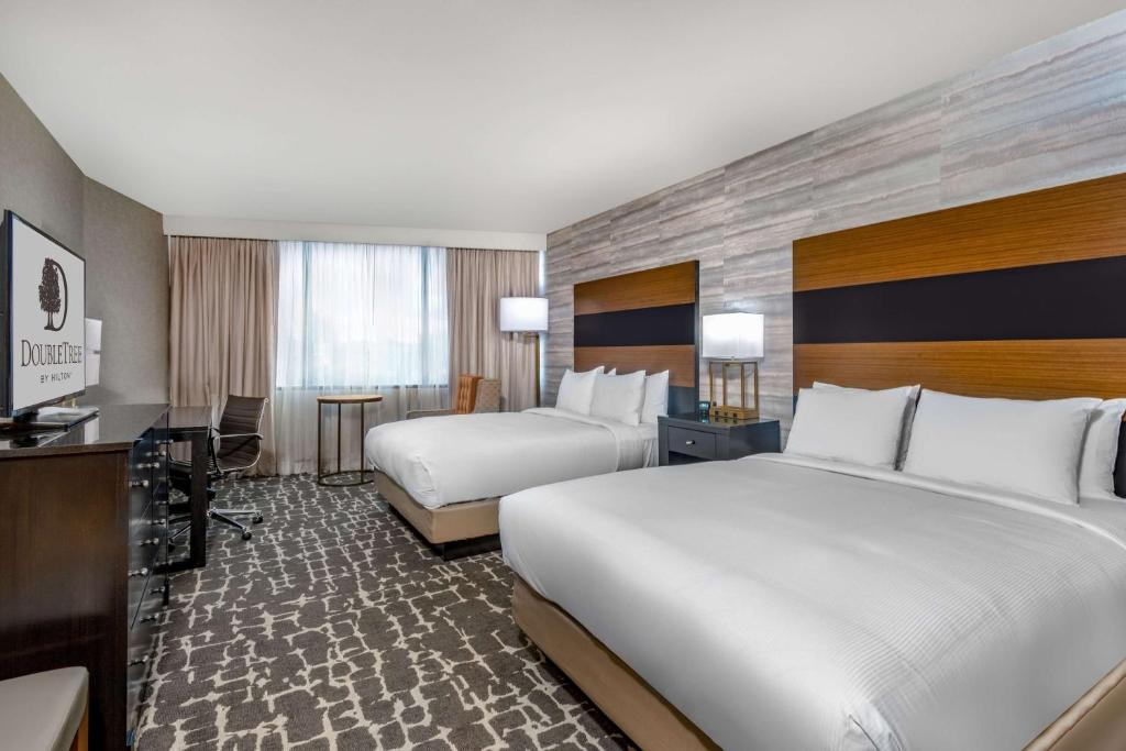 DoubleTree by Hilton Hotel Denver Aurora