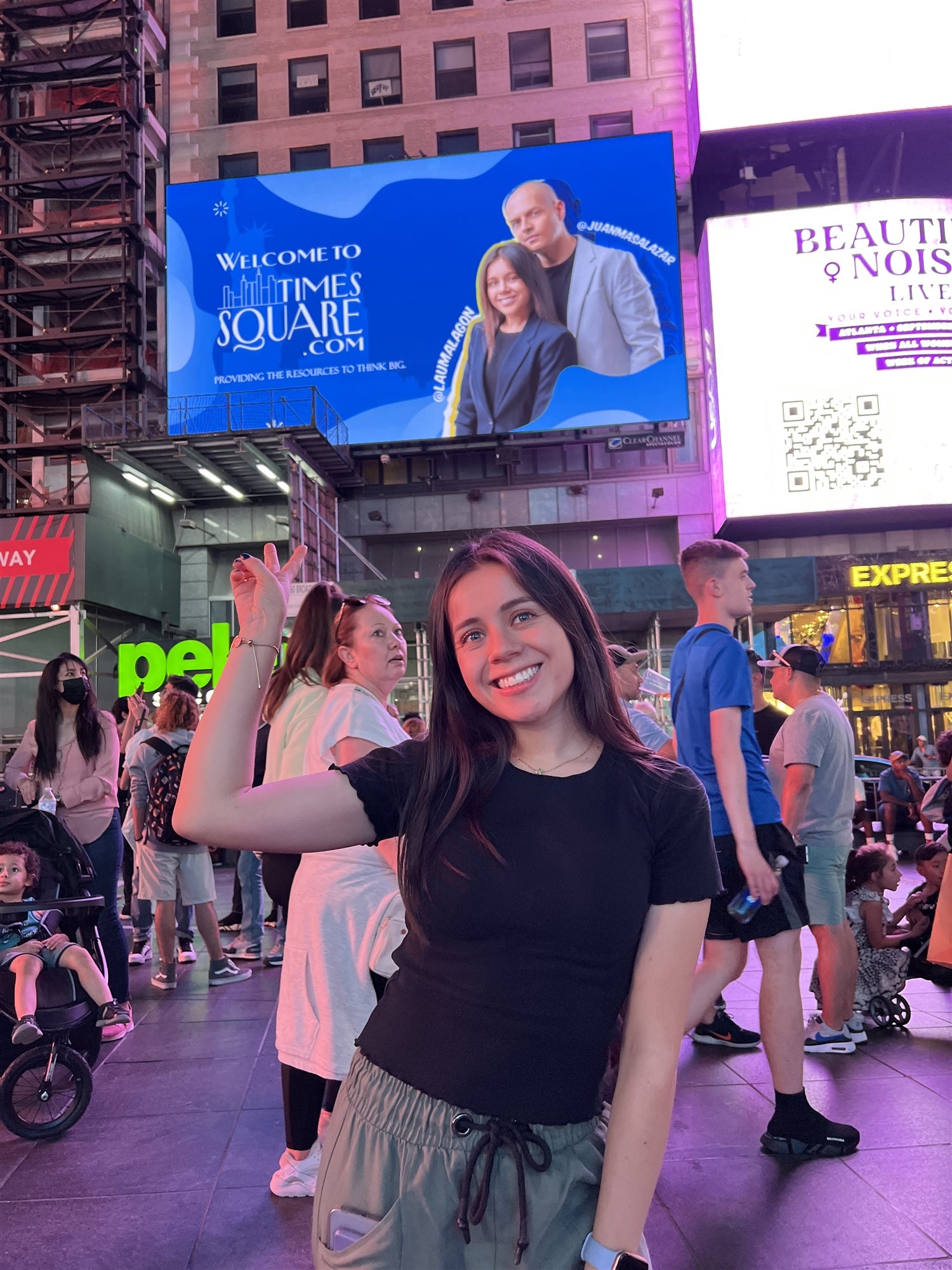 Your Photo on Times Square Screen – NYC Billboard Experience