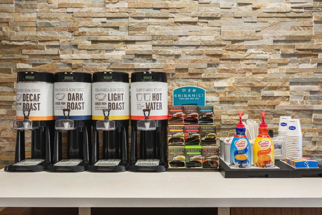 Hampton Inn & Suites Pittsburgh Waterfront West Homestead