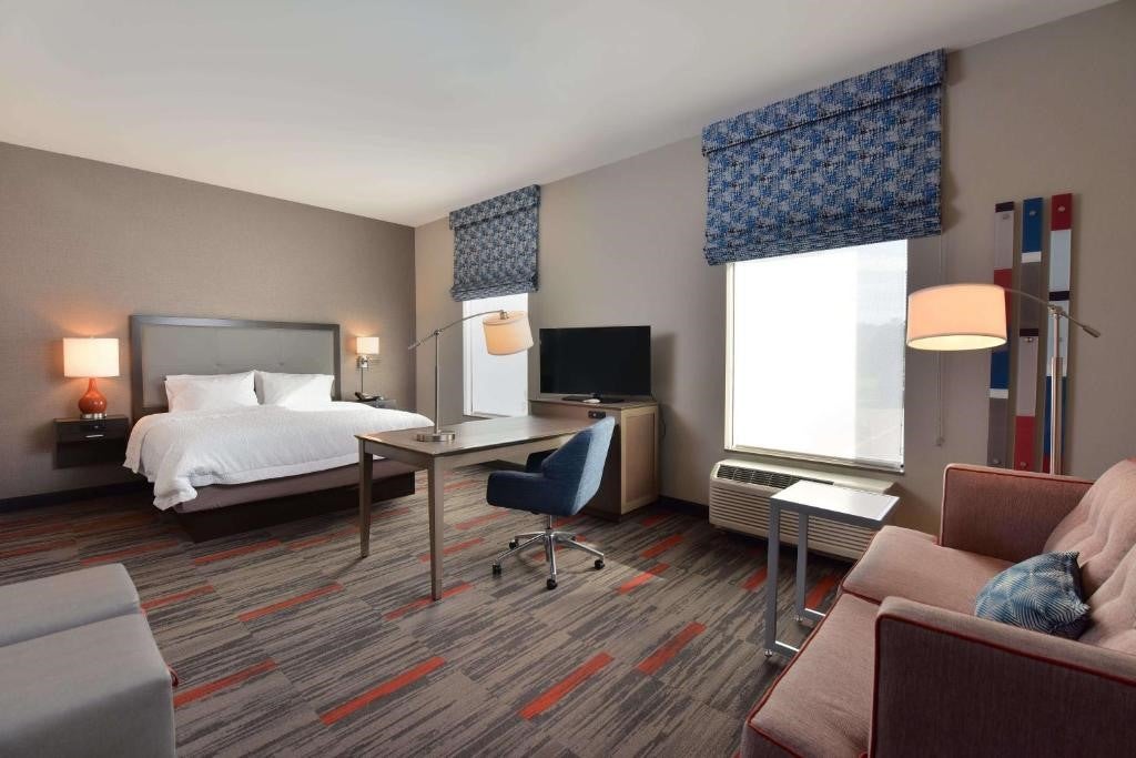 Hampton Inn and Suites at Wisconsin Dells Lake Delton