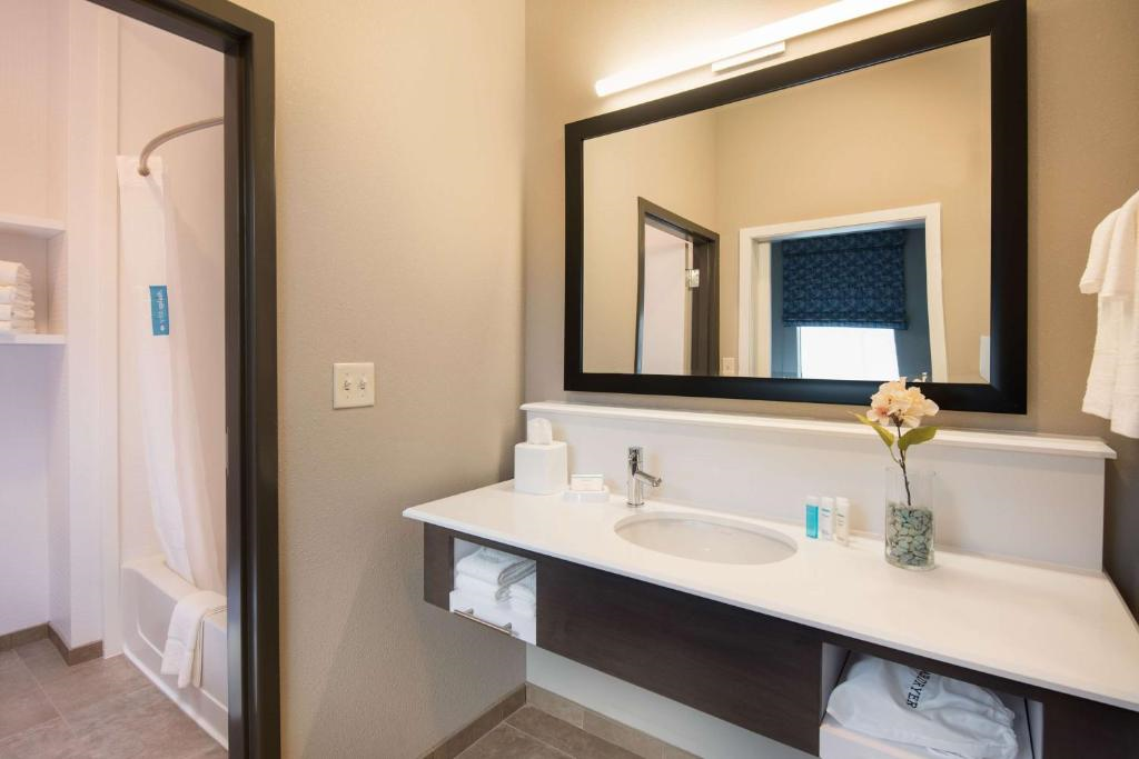 Hampton Inn and Suites at Wisconsin Dells Lake Delton