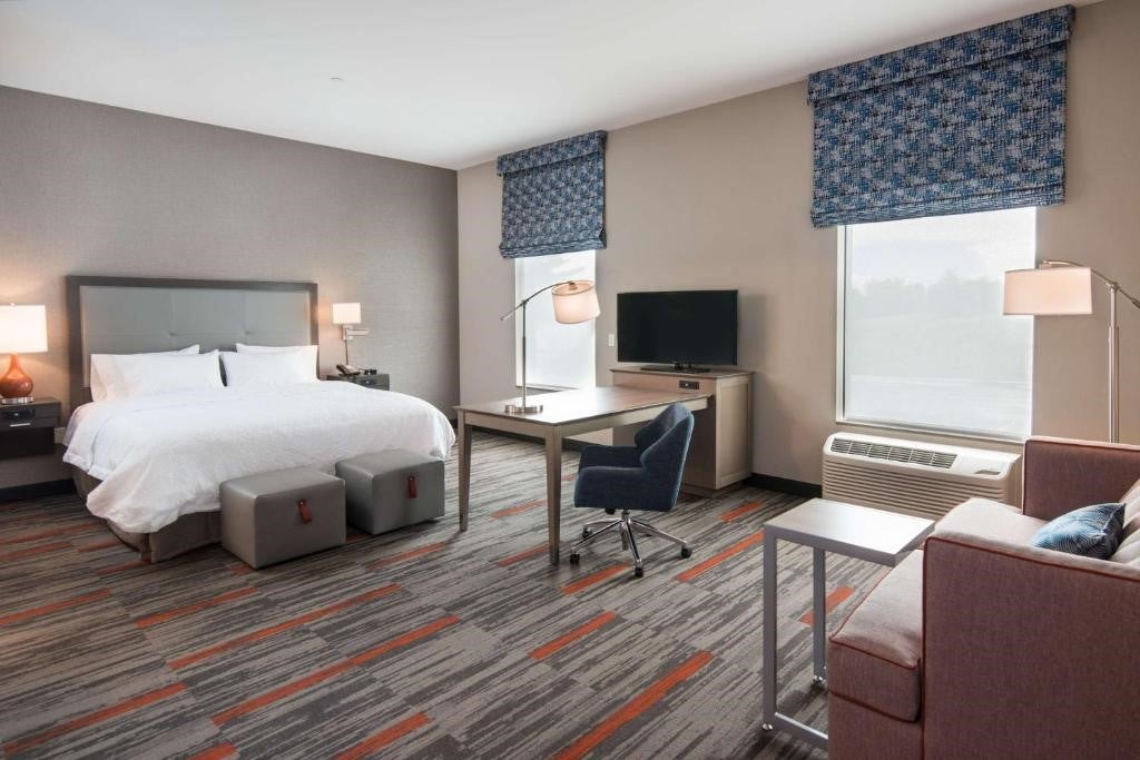Hampton Inn and Suites at Wisconsin Dells Lake Delton
