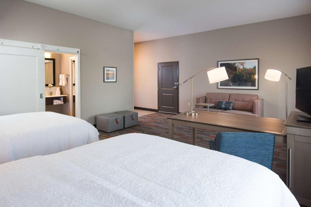 Hampton Inn and Suites at Wisconsin Dells Lake Delton