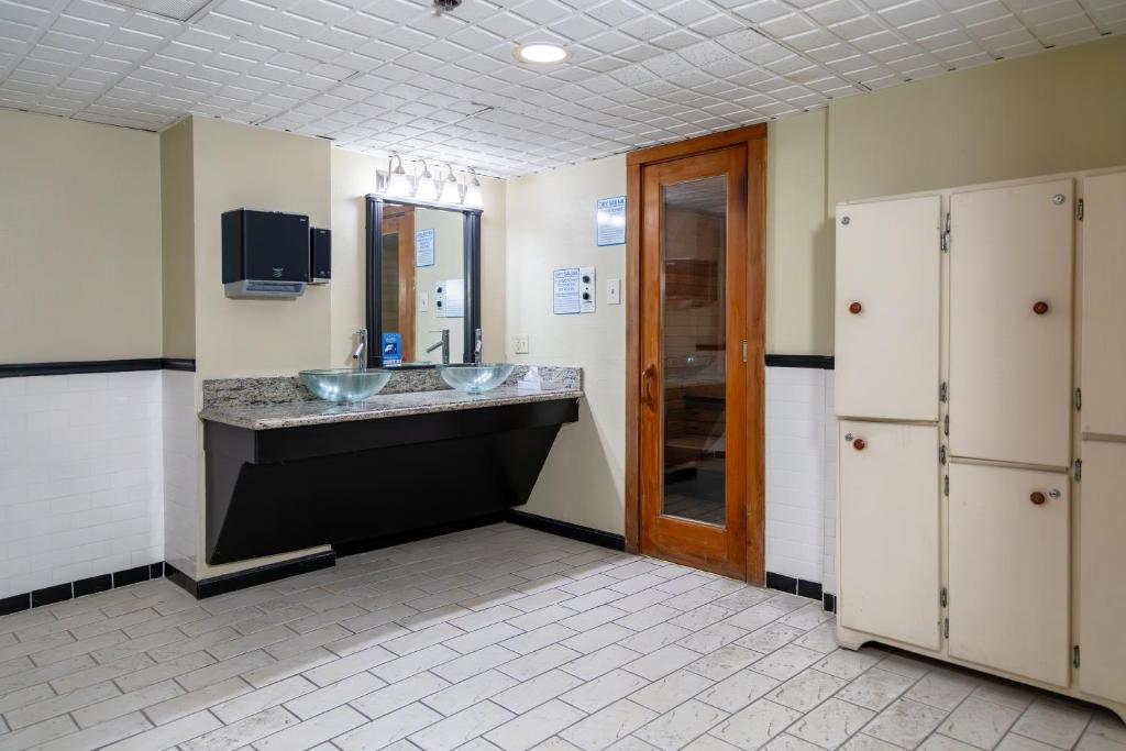 Legacy Vacation Resorts Brigantine Beach – Near Atlantic City