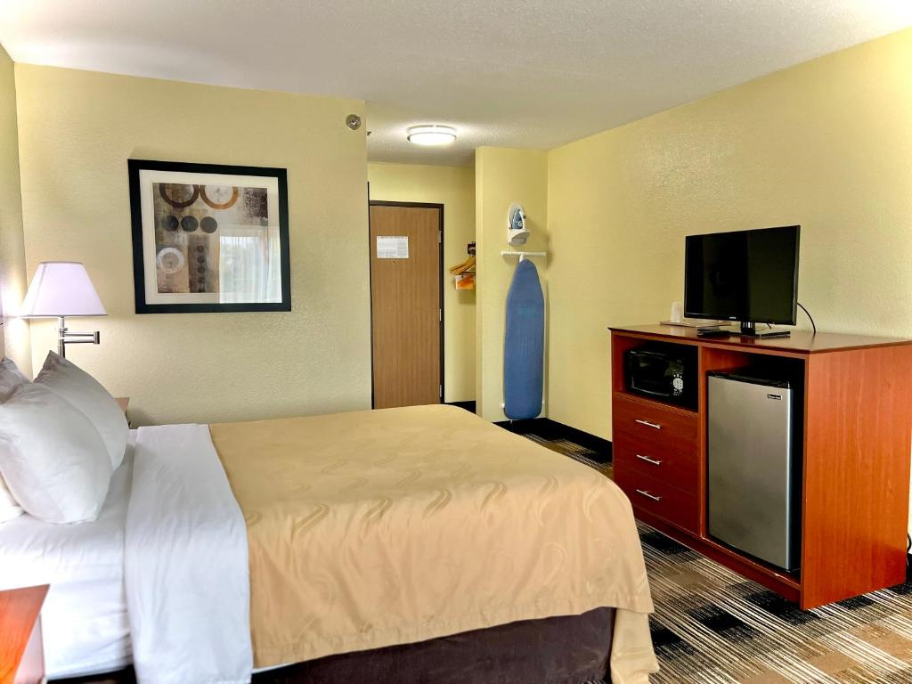 Quality Inn & Suites Wisconsin Dells Downtown - Waterparks Area