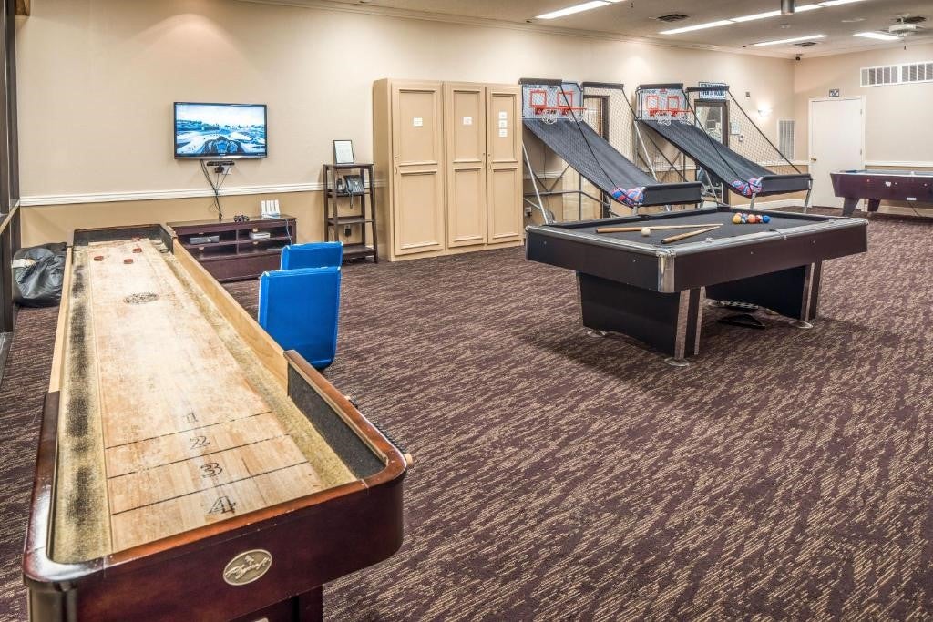 The Suites at Fall Creek Resort – Family Lodging in Branson, MO