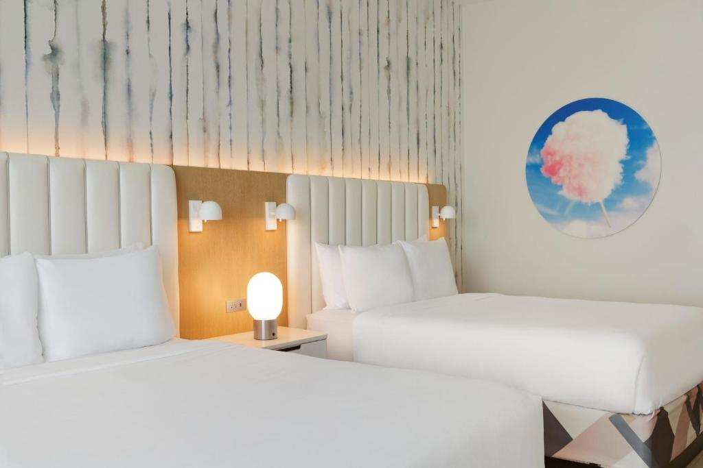 The Viv Hotel Anaheim A Tribute Portfolio Near Disneyland