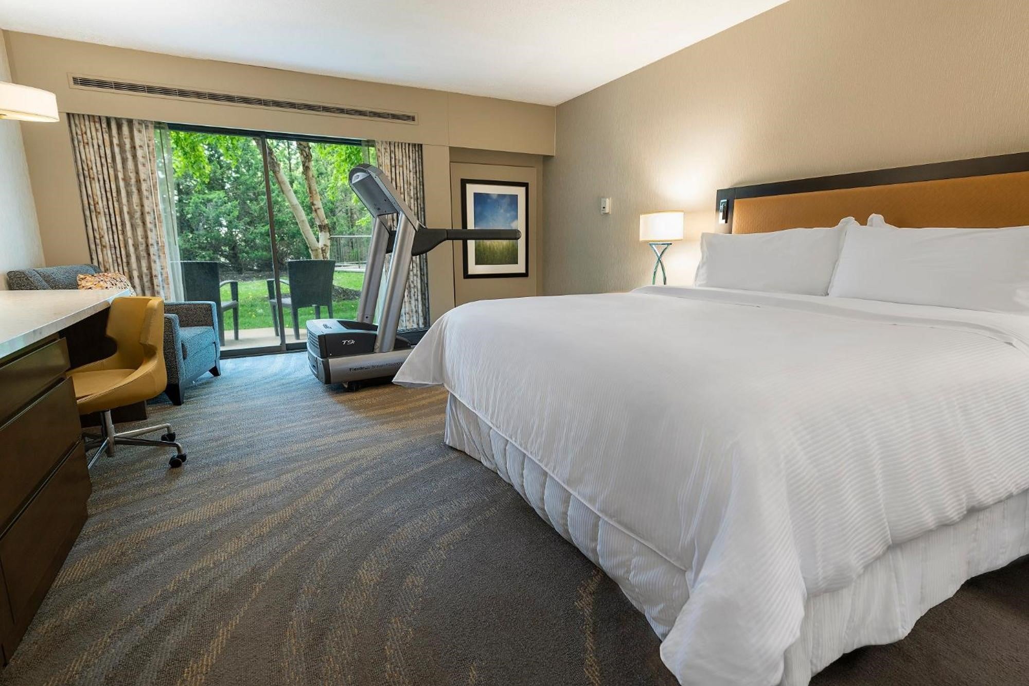 Kansas City Crown Center Hotel – The Westin Kansas City