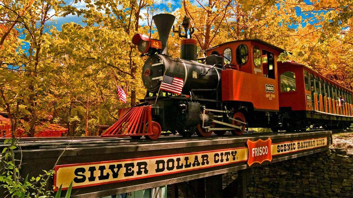 What to Know 🎡 Silver Dollar City Rides Guide in Branson MO
