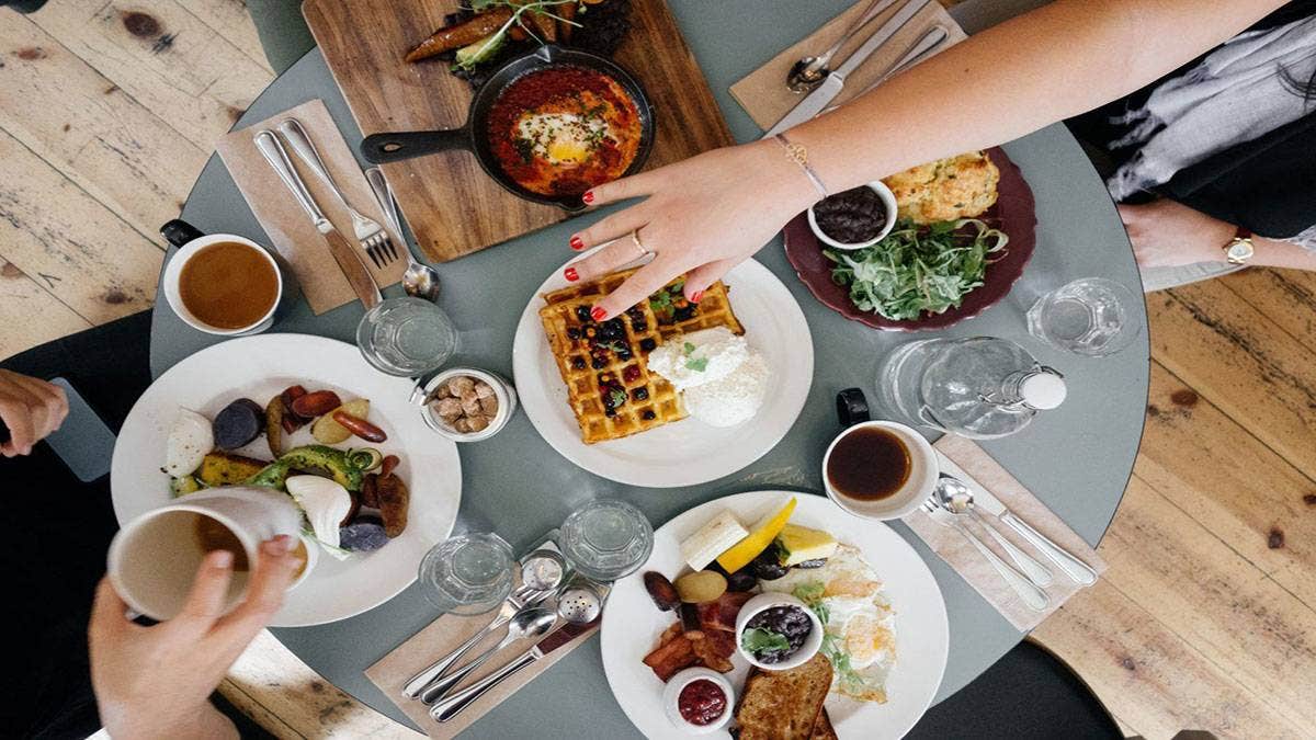Best Breakfast in Myrtle Beach 🥞 8 Amazing Restaurants to Try