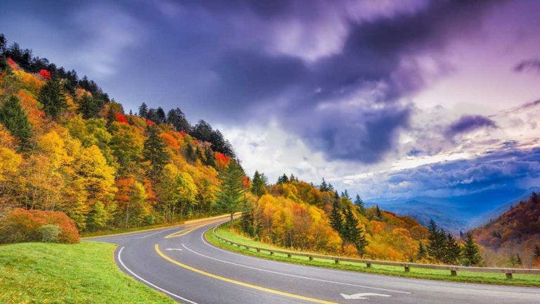 Smoky Mountain Trip: A Travel Guide for an Unforgettable Vacation