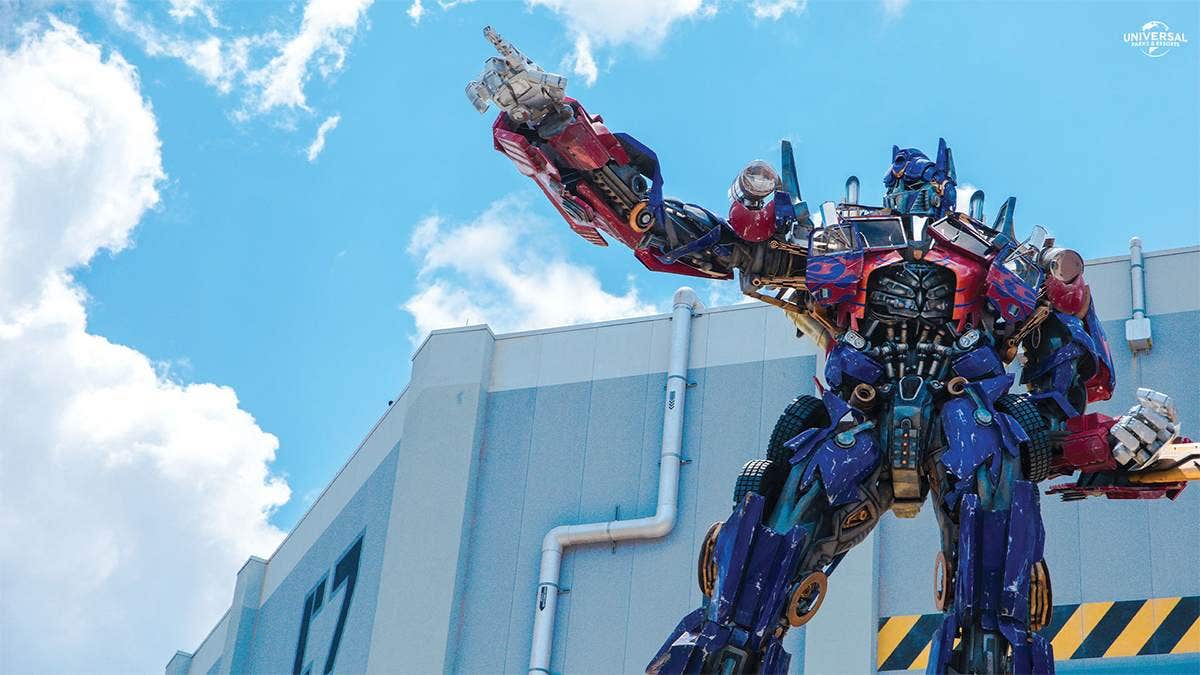 Transformers Ride Universal: Experience The Epic Battle of Robots