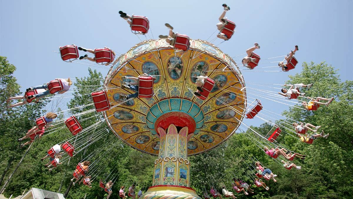 Dollywood Rides for Toddlers: Parent’s Guide to Theme Park Fun