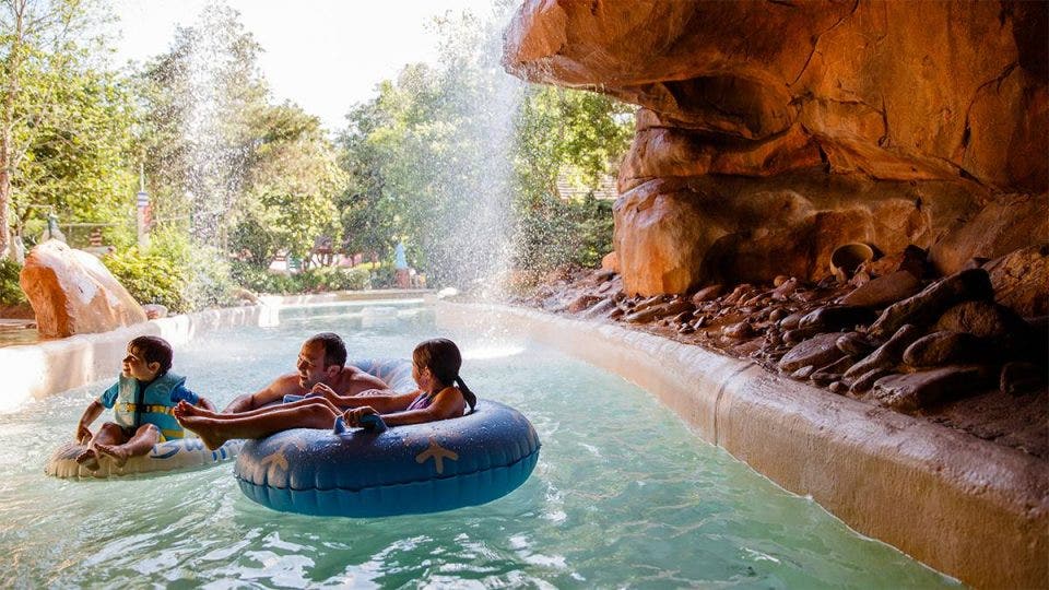 Florida Orlando Weather in August: What to Expect & Pack