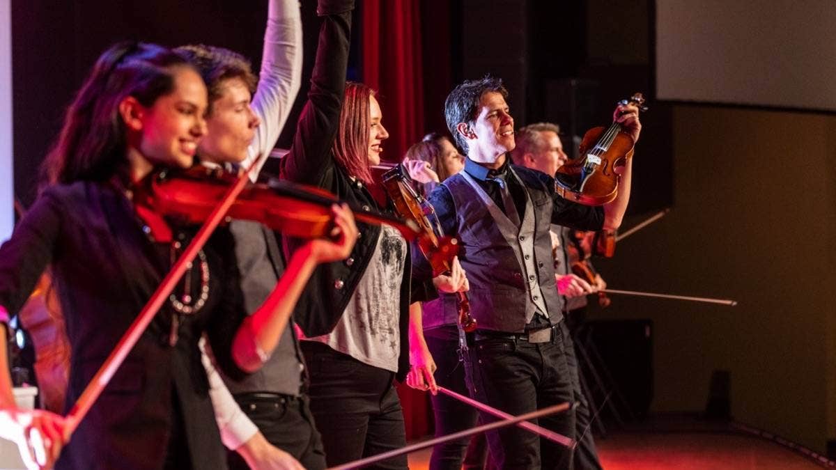 The Duttons Branson MO: Up To 43% Off Today