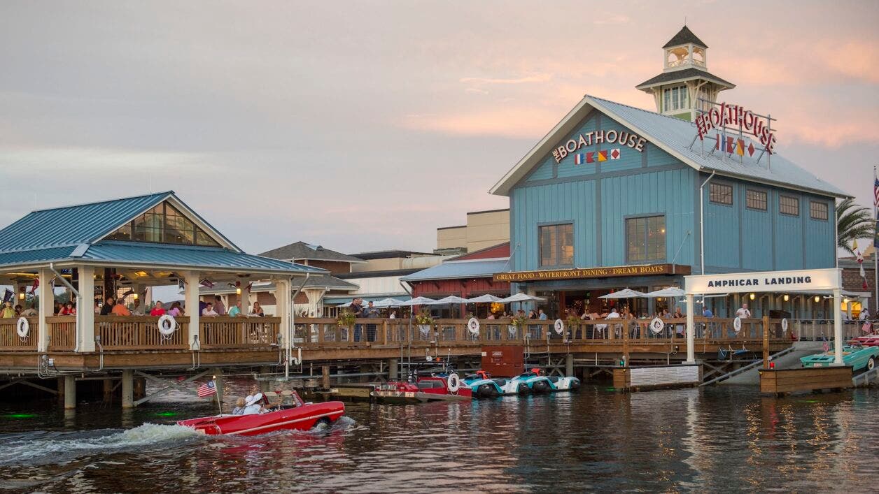 The Boathouse Disney Springs: Savor Seafood Delights