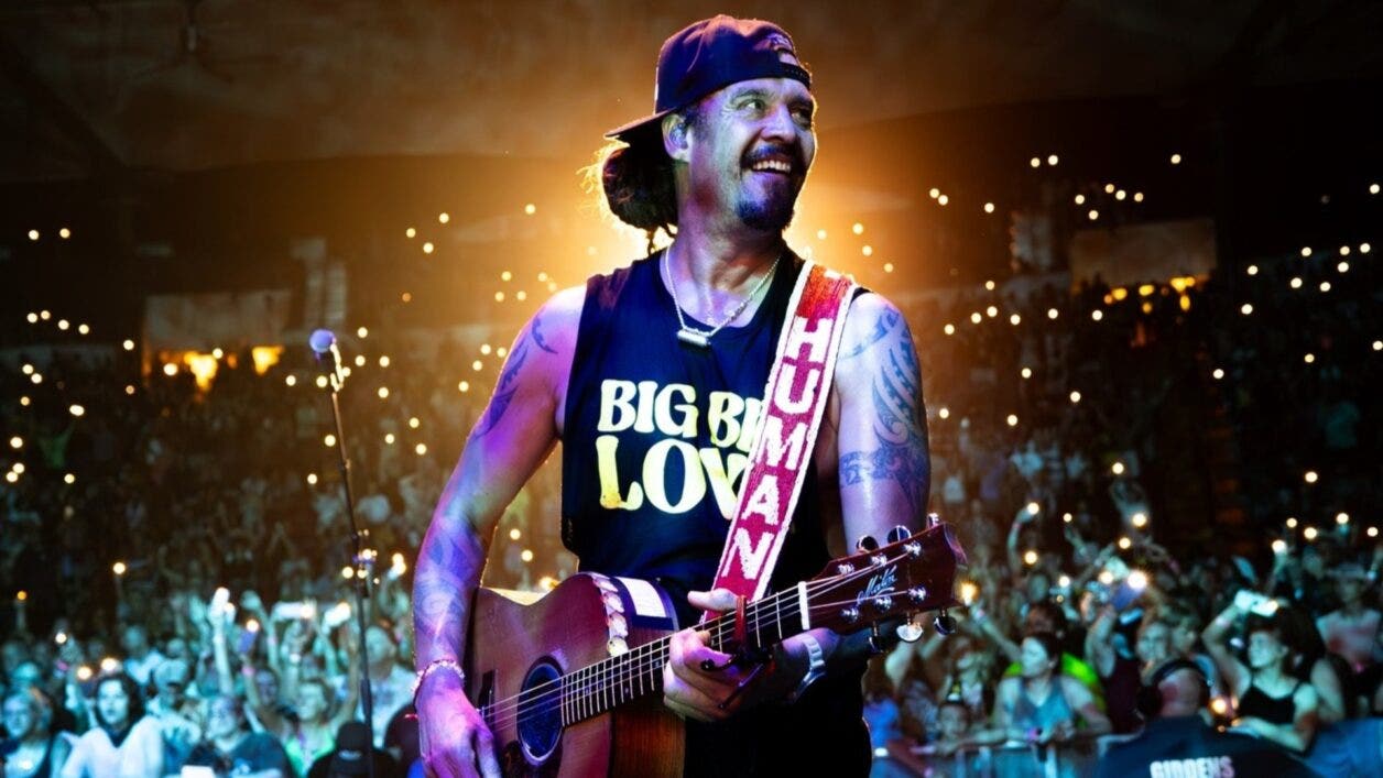 Rabbit Rabbit Asheville: Best Spot for Concerts, Movies & More!