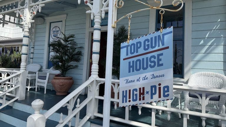Top Gun House: Yes, It’s Real. Yes, There’s Pie. Yes, You Must Go